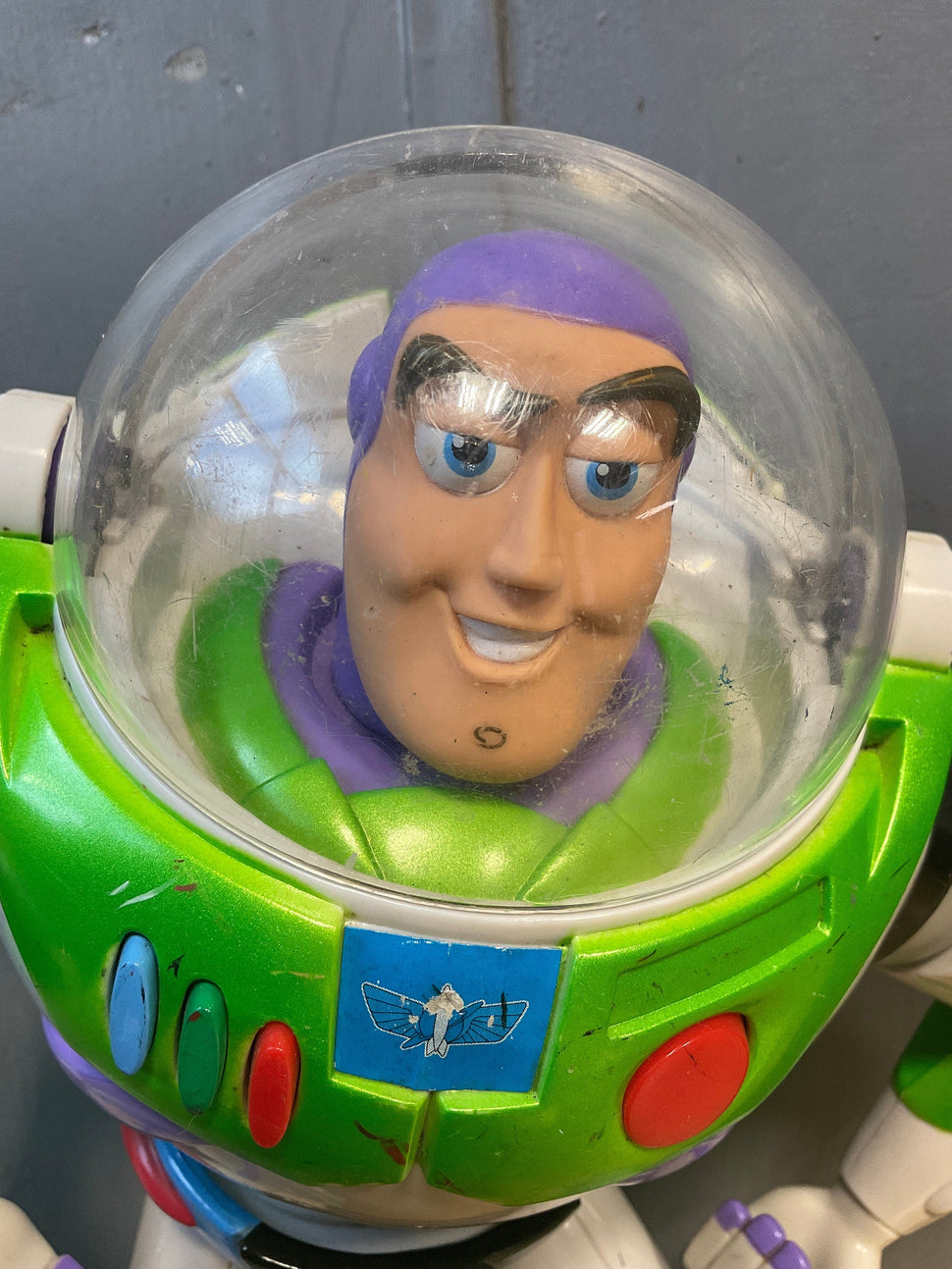 2001 Buzz Lightyear Talking Action Figure – Terra Americana